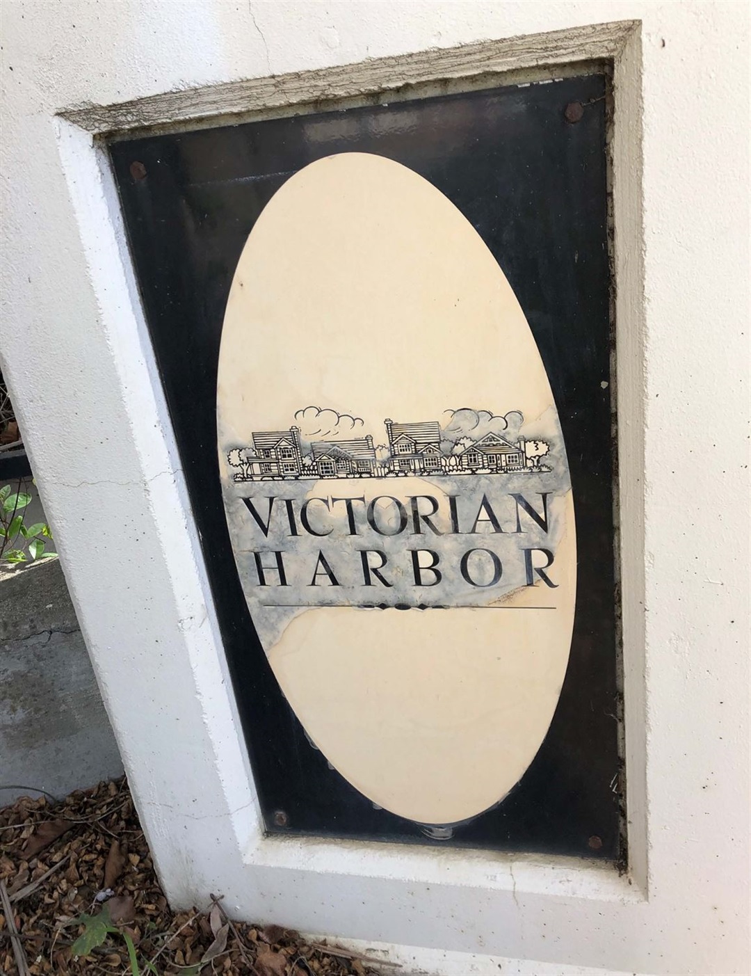Victorian Harbor A Column & Masonry Wall Painting Project - Suisun City, CA